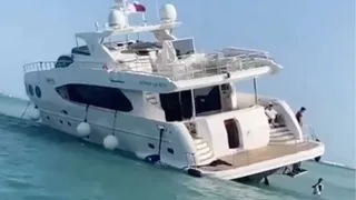 33m Lusail Queen strikes reef in Qatar